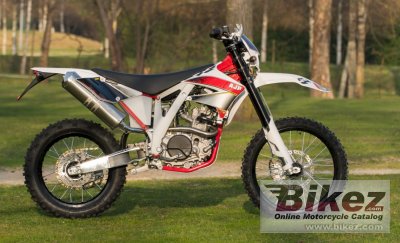 2019 AJP PR5 250 Enduro specifications and pictures